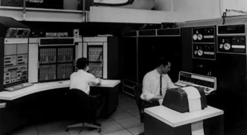 Primeira mensagem enviada “online” completa 50 anos.