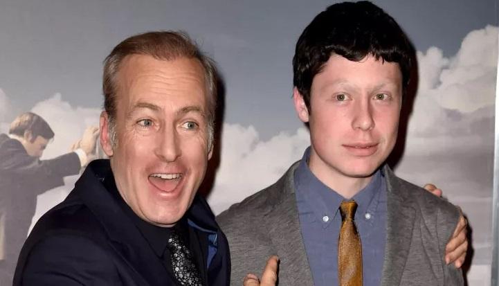 Bob Odenkirk, de Breaking Bad e Better Call Saul, falou, em transmissão ...