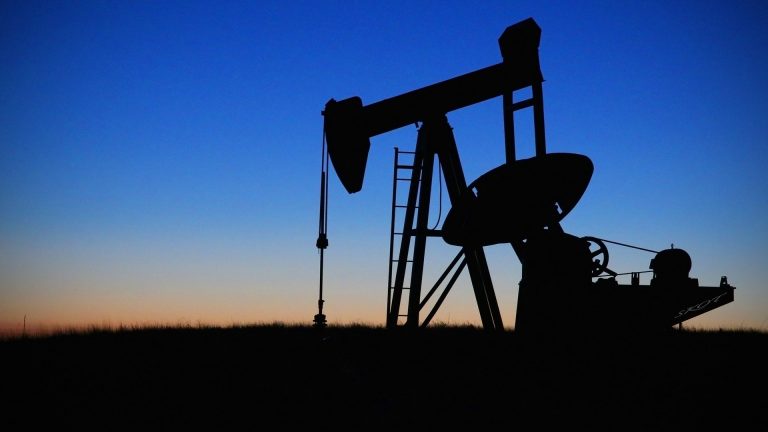 Refinaria de petróleo – ilustrativa. (Foto: Divulgação)