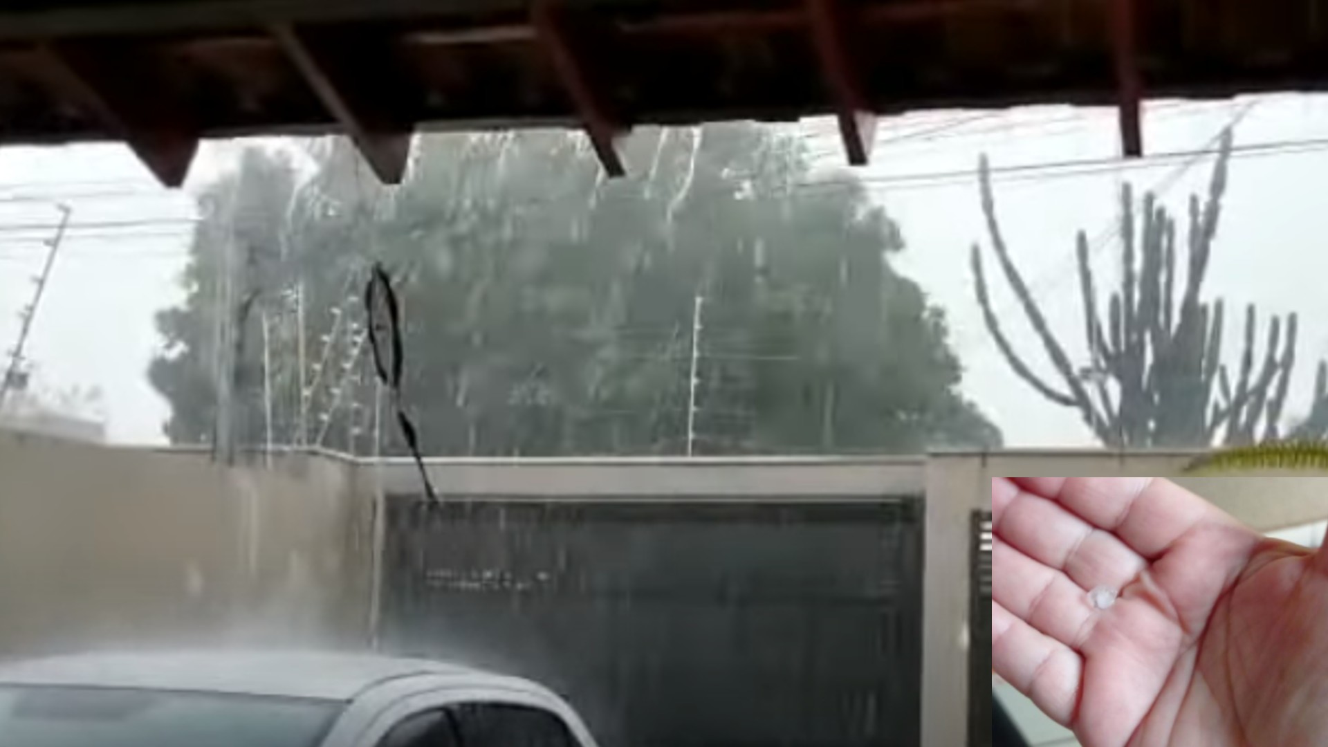 VÍDEO: Temporal com granizo assusta campo-grandenses na véspera de Natal