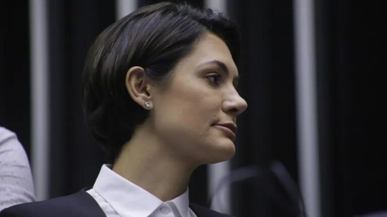 Ex-primeira-dama Michelle Bolsonaro.- (Foto: Paulo Sérgio/Câmara dos ...