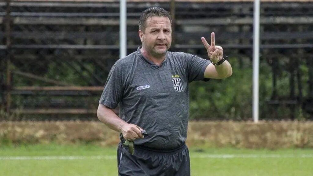 Gian Rodrigues é o novo técnico do Costa Rica para sequência do ...