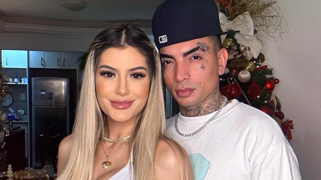 MC Guimê pede Fernanda Stroschein em casamento: 'Te amo'