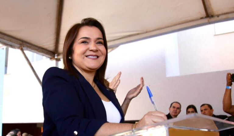 Prefeita de Campo Grande, Adriane Lopes. (Foto: Henrique Arakaki/Midiamax)