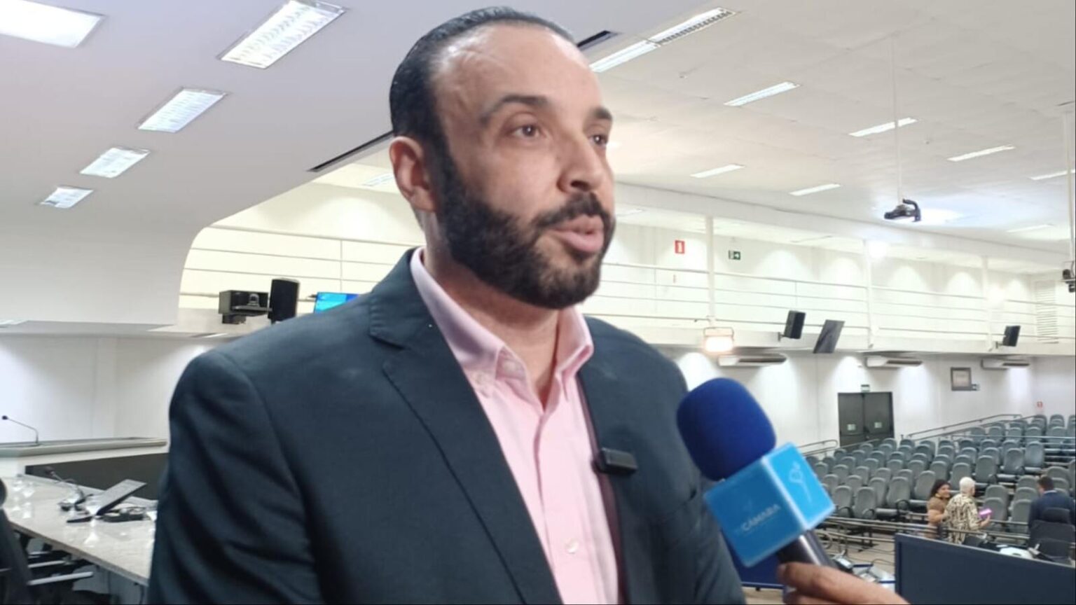 'Tem que resolver o mais rápido possível', diz Professor Juari sobre a greve do Consórcio Guaicurus