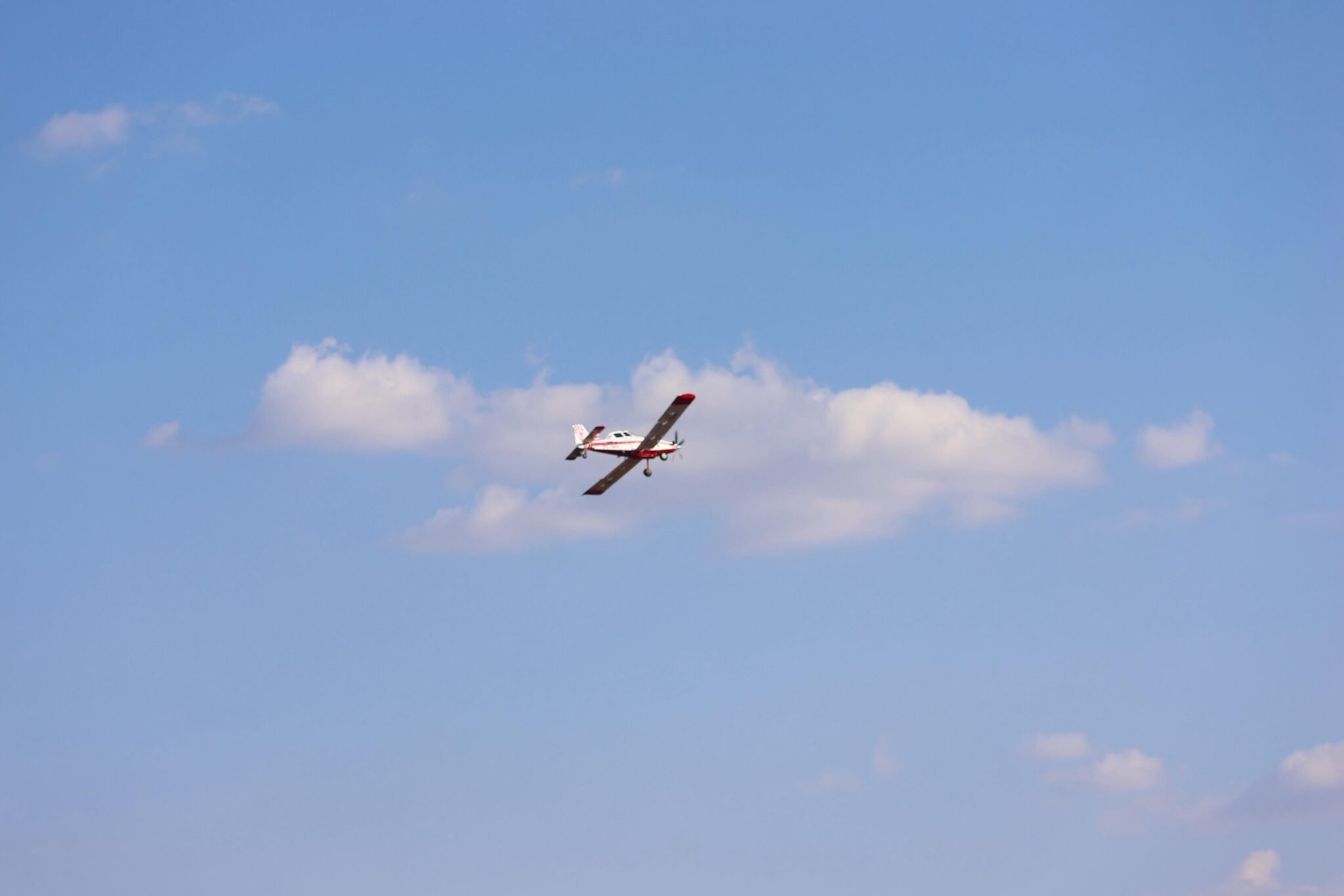 Aeronave do Corpo de Bombeiros (Foto: Madu Livramento, Jornal Midiamax)