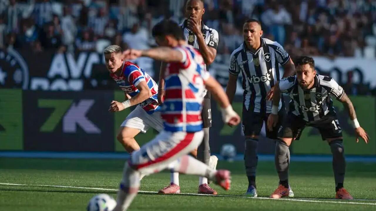 Fortaleza e Ceará são rebaixados na última rodada do Brasileirão 2025